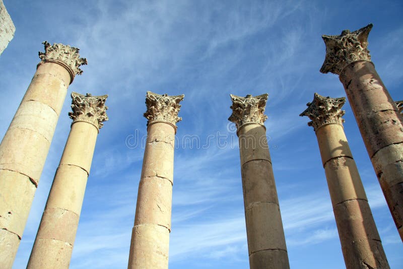 Colunas Gregas foto de stock. Imagem de antigo, céu, limite - 38791606