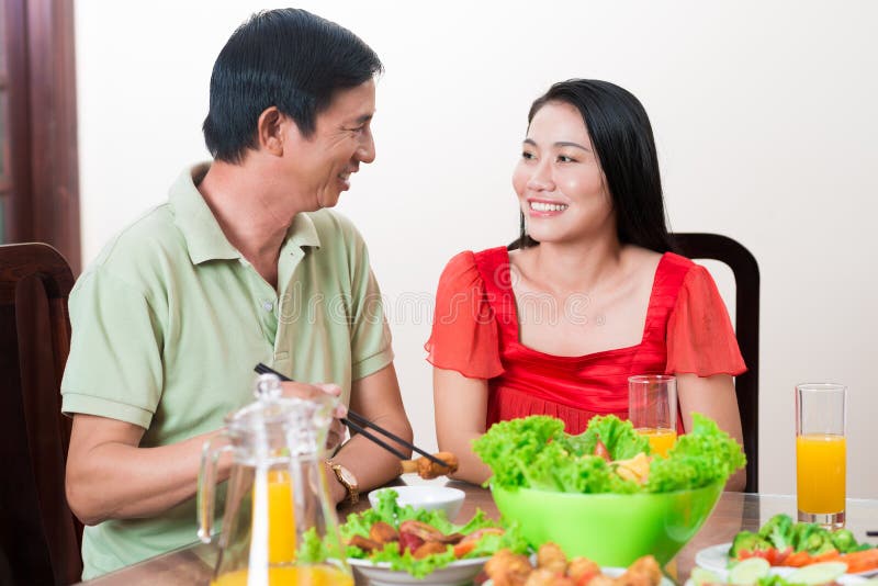 ¡Coma, satisfaga! imagen de archivo. Imagen de persona - 30812125