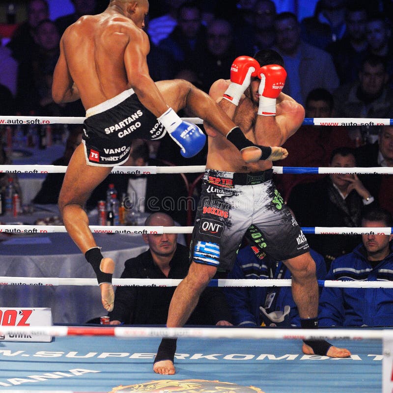 Combate de boxeo imagen editorial. Imagen de fuerza, knockear - 38762920