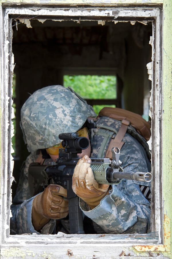 Combate urbano imagen de archivo. Imagen de escuadrilla - 21642651