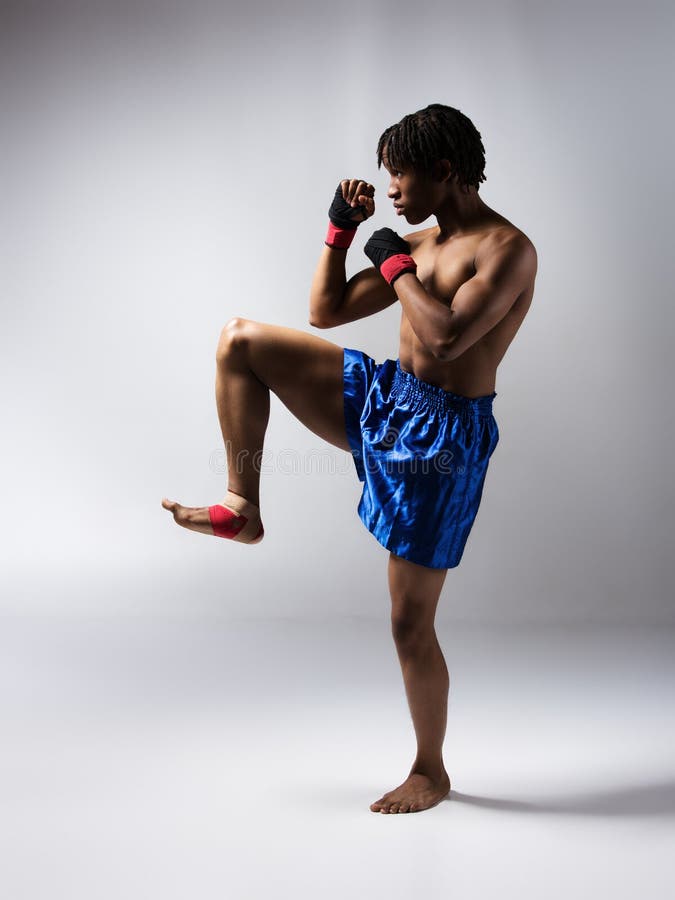 Combattant Masculin De Boxe Photo stock - Image du combattant, boxe ...