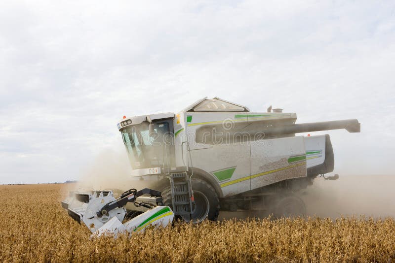 Modern Combine Harvester editorial image. Image of john - 20831910