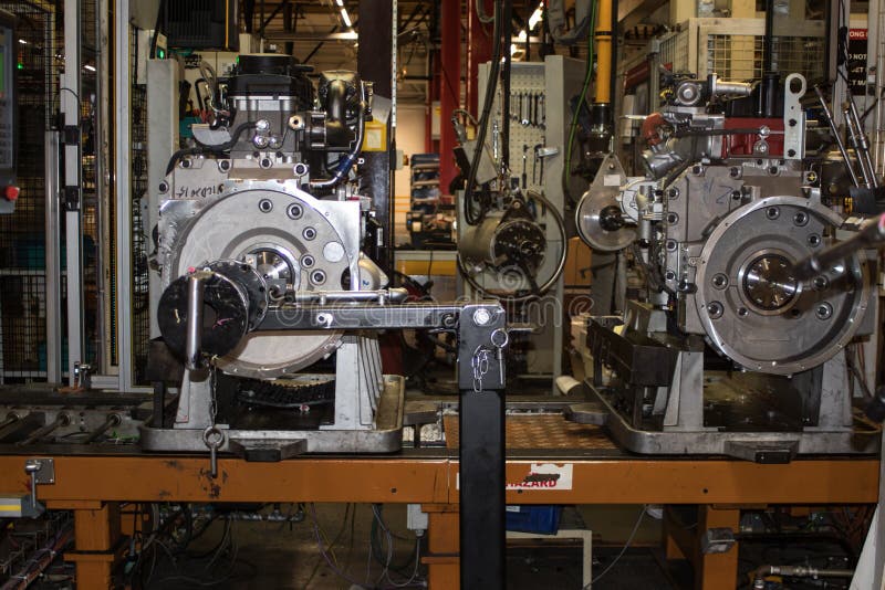 Engine factory editorial photo. Image of interior, engine - 27917856