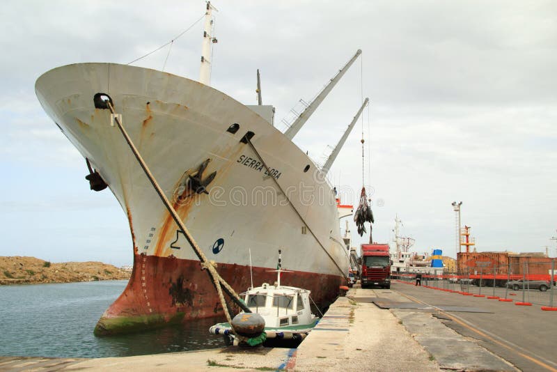 Comercio que expide foto de archivo editorial. Imagen de internacional ...