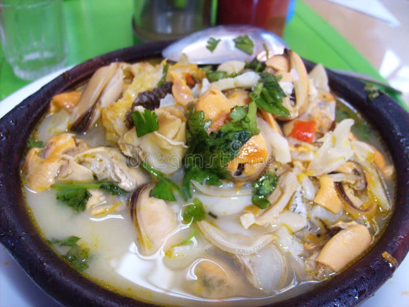 Comida chilena tradicional foto de archivo. Imagen de chile - 42209170