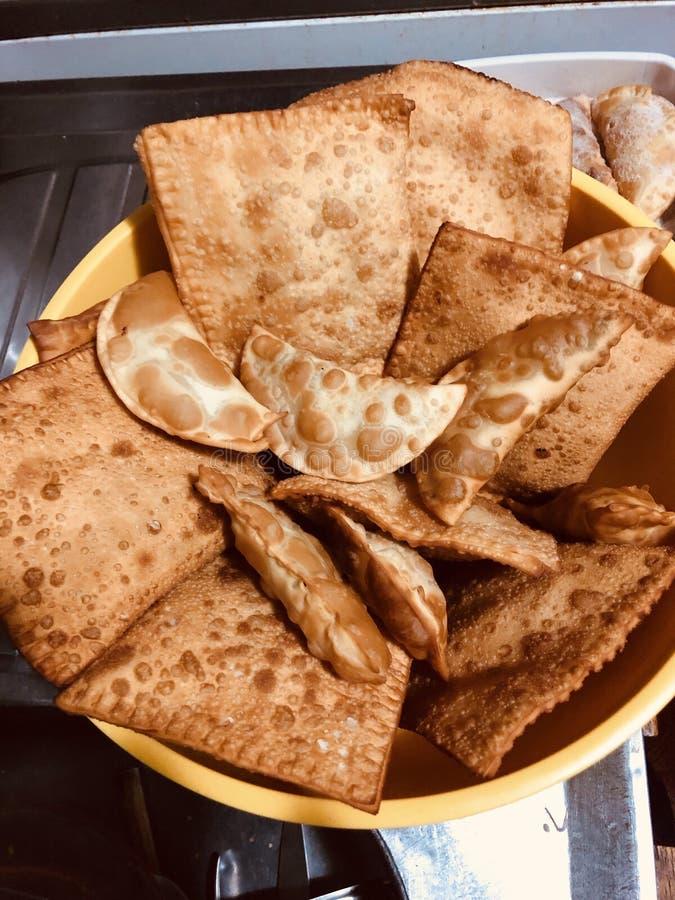 Comida en colores pastel imagen de archivo. Imagen de pastel - 155343847