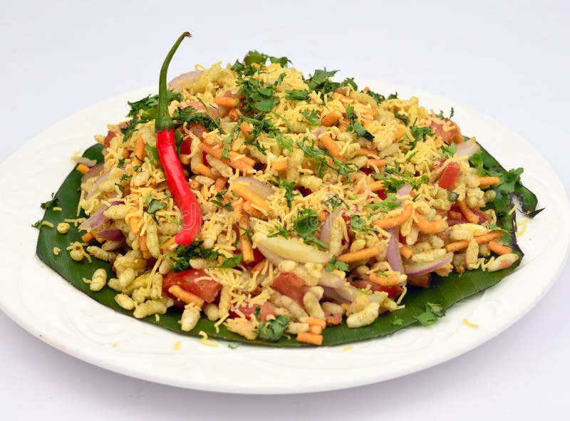 Comida India De La Calle De Bombay Bhelpuri Foto de archivo - Imagen de ...