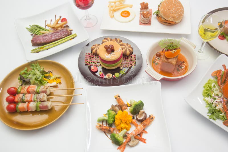 Comida Internacional Para La Cena Imagen de archivo - Imagen de huevo ...