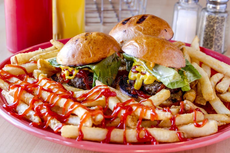 Comida Local Del Bar Y Grill De La Taberna Imagen de archivo - Imagen ...