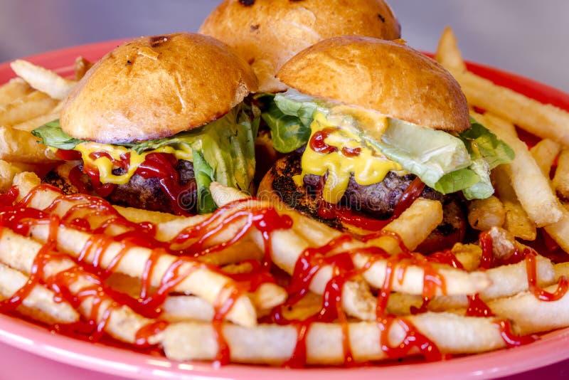Comida Local Del Bar Y Grill De La Taberna Foto de archivo - Imagen de ...