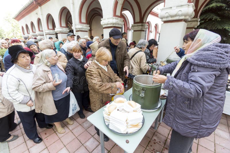 Comida para los pobres foto de archivo editorial. Imagen de pobre ...