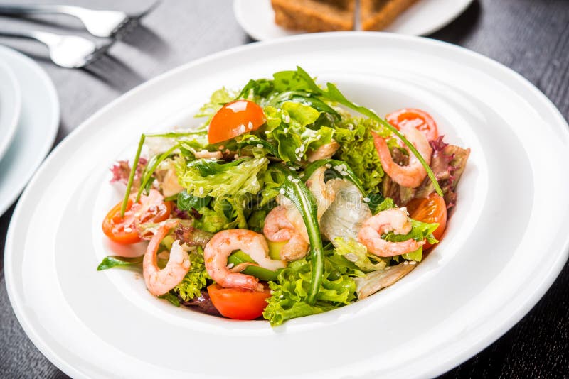 Comida sabrosa foto de archivo. Imagen de sano, lechuga - 39916542