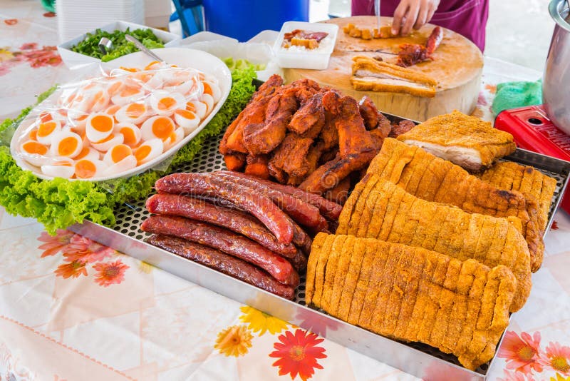 Rata Asada a La Parrilla Del Campo Del Arroz Foto de archivo - Imagen ...
