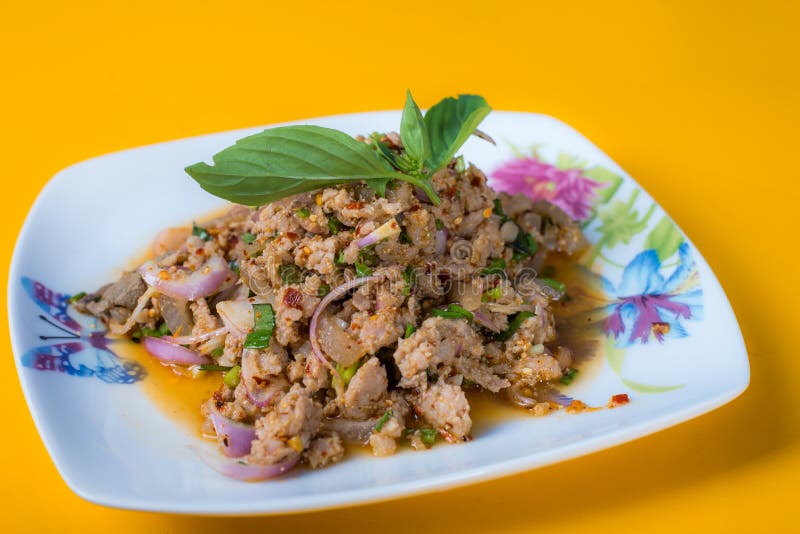 Comida Tailandesa Deliciosa, Laboratorio-MOO Imagen de archivo - Imagen de fresco, pista: 128207747