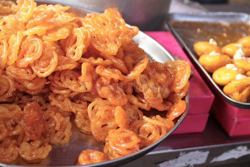 Comida Tradicional Indiana De Rua Alimentos Doces Foto de Stock ...