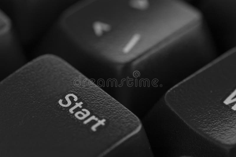 Comienzo foto de archivo. Imagen de cierre, técnico, alfabeto - 703558