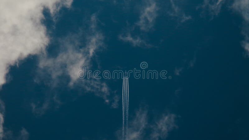 Commercial Flight stock photo. Image of machine, airliner - 98521022