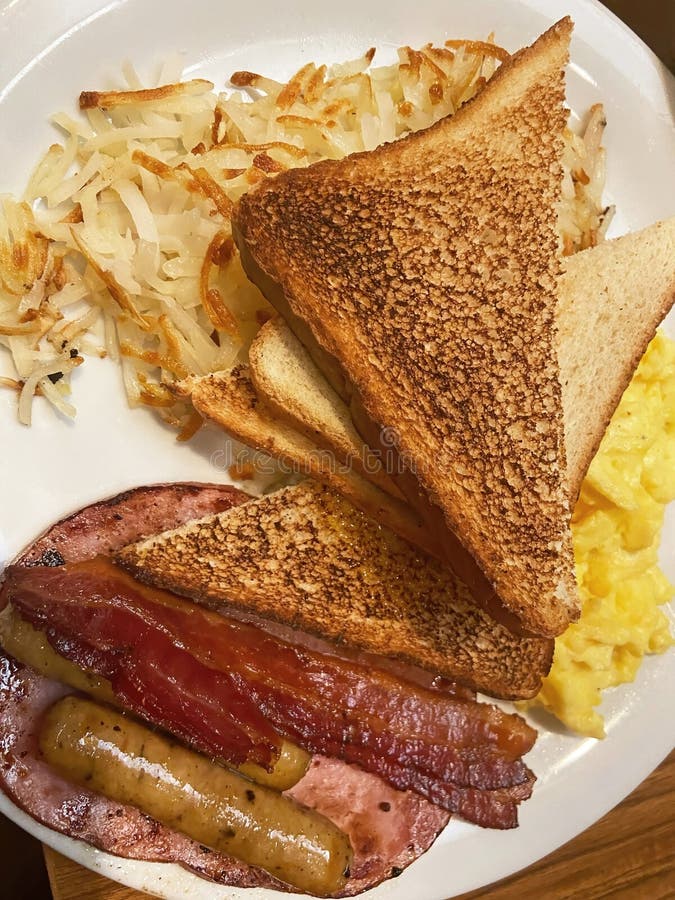 Common American Breakfast at a Diner Stock Photo - Image of scrambled ...