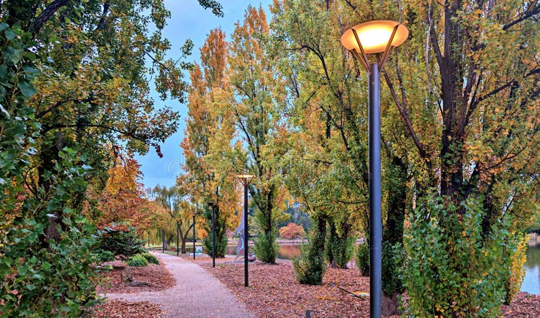 Commonwealth Park Walkway and at Dawn, Canberra , Australia. Stock ...