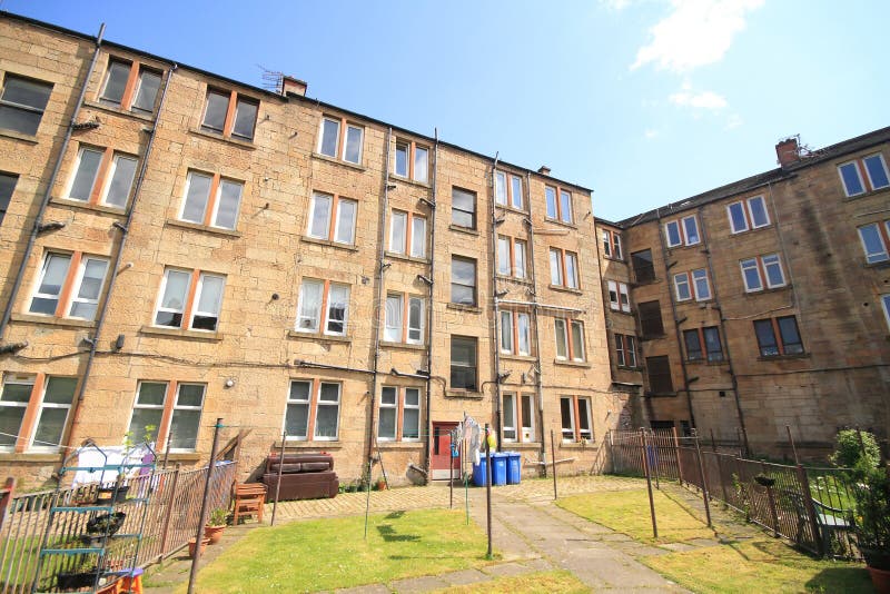 Communal Back Gardens in Glasgow Stock Image - Image of clothes ...