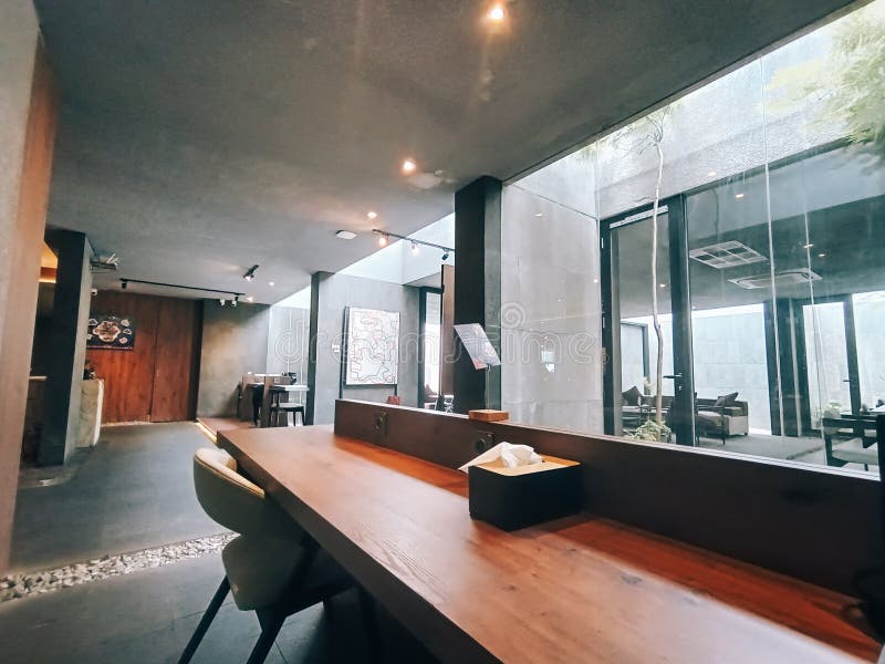 Communal Space and Sharing Table To Work from Cafe in a Cafe in Kemang ...