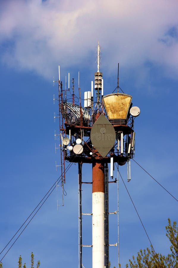 Communication Hi-Tek mast stock image. Image of cityscape - 5651351