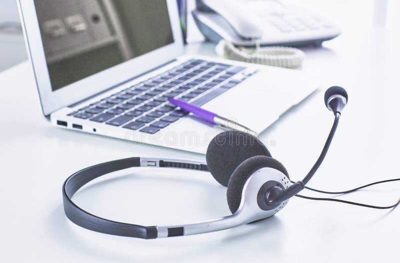 Communication Support, Call Center and Customer Service Help Desk ...