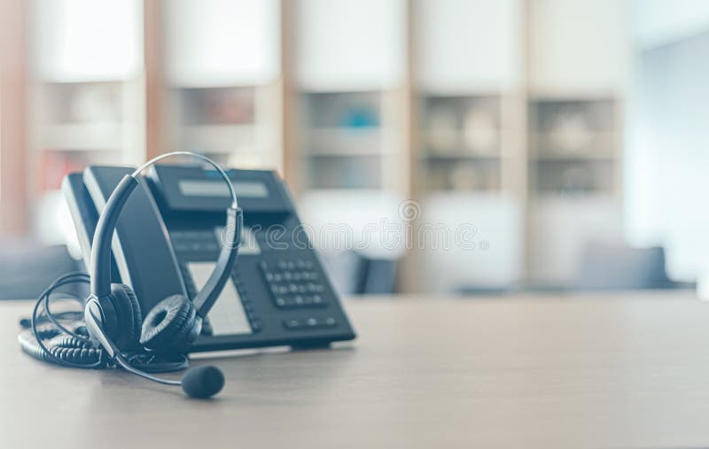 Communication Support, Call Center and Customer Service Help Desk.for ...