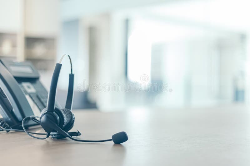 Communication Support, Call Center and Customer Service Help Desk.for ...