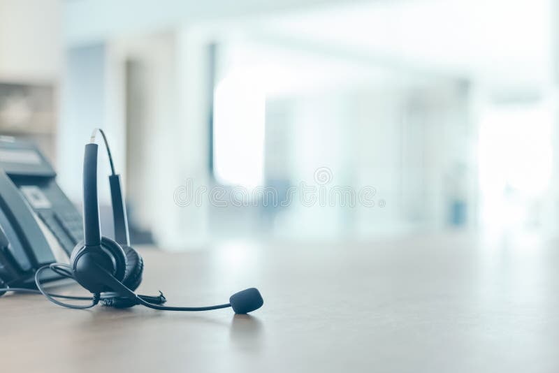 Customer Service and Satisfaction Concept ,Businessman Pressing Smiley ...