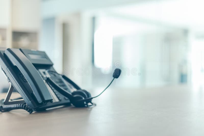 Communication Support, Call Center and Customer Service Help Desk.for ...