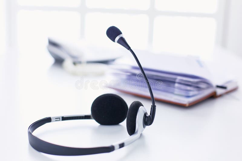 Communication Support, Call Center and Customer Service Help Desk ...