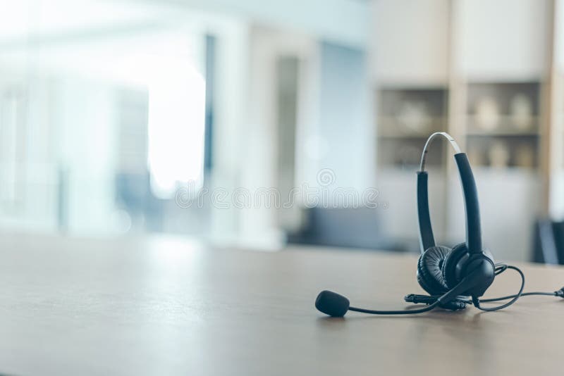 Communication Support, Call Center and Customer Service Help Desk.for ...