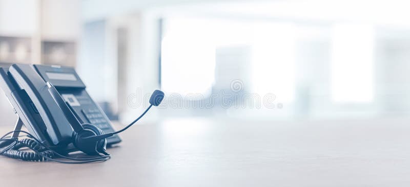 Communication Support, Call Center and Customer Service Help Desk.for ...