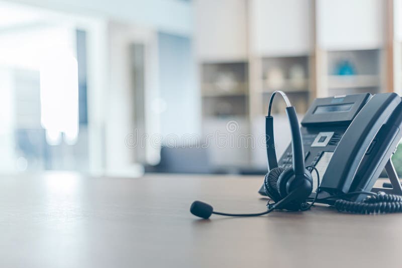 Communication Support, Call Center and Customer Service Help Desk.for ...