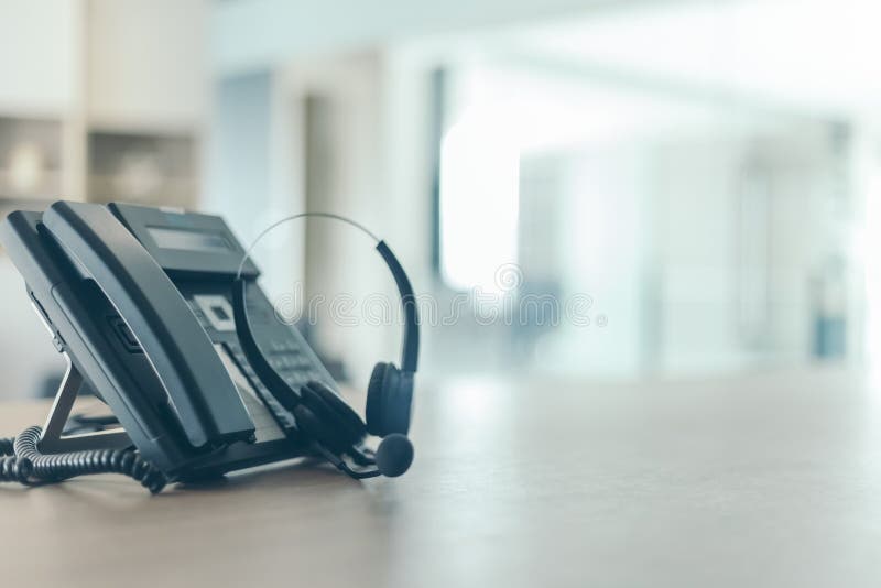 Communication Support, Call Center and Customer Service Help Desk.for ...