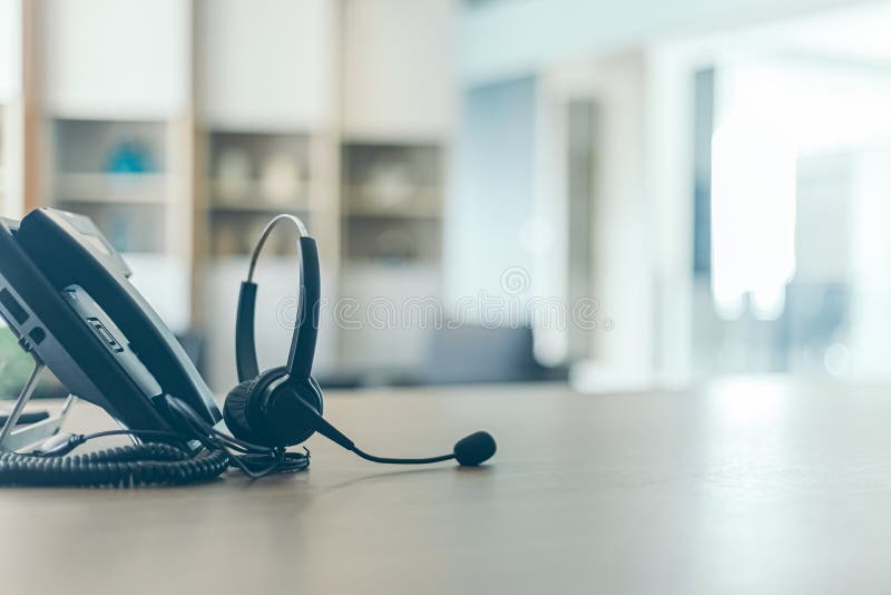 Communication Support, Call Center and Customer Service Help Desk. for ...