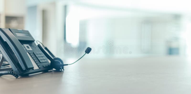 Communication Support, Call Center and Customer Service Help Desk. for ...