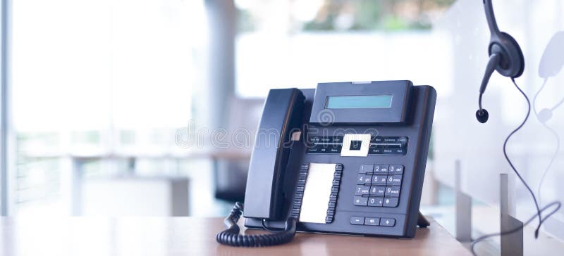 Communication Support, Call Center and Customer Service Help Desk. VOIP ...