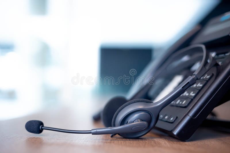 Communication Support, Call Center and Customer Service Help Desk ...