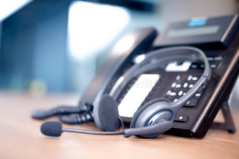 Communication Support, Call Center and Customer Service Help Desk ...