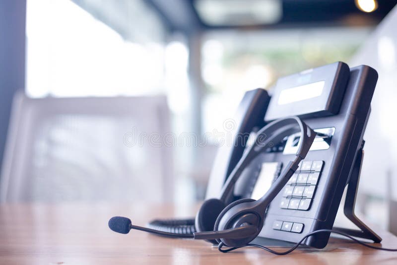 Communication Support, Call Center and Customer Service Help Desk. VOIP ...