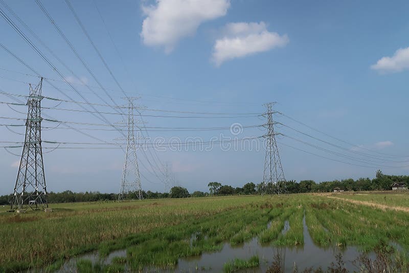 Communication Tower, Electrical Tower, Power Grip, Telecommunication ...