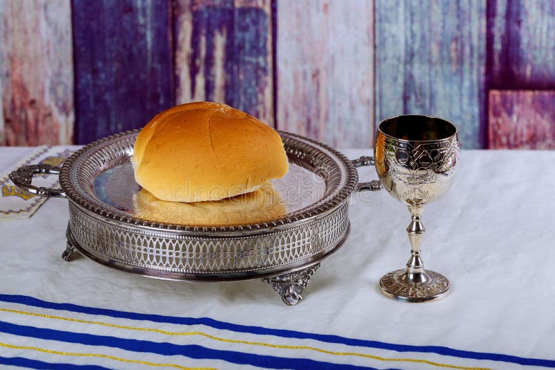 Protestant Communion Elements Stock Image - Image of glasses, worship ...