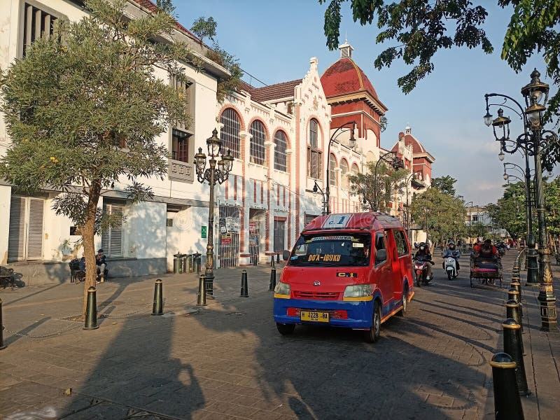 The Community is Active in the Tourist Area of ??the Old City of ...