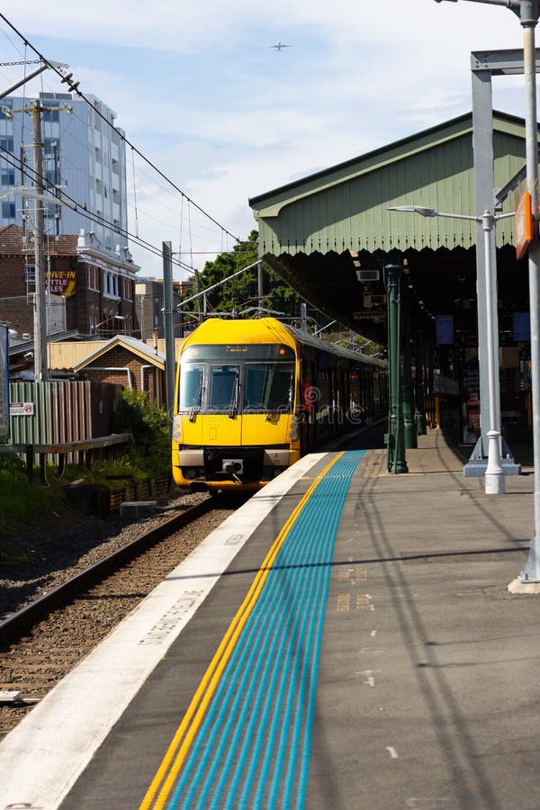 Commuter Train Approaching Central Train Station Sydney NSW Australia ...