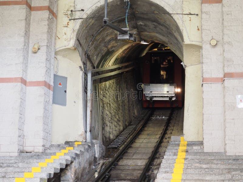 Como Brunate Funicolare (HDR) Immagine Stock Editoriale - Immagine di ...