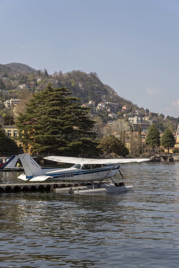 A Scenic Flight Plane on the Lake Como Editorial Stock Photo - Image of ...
