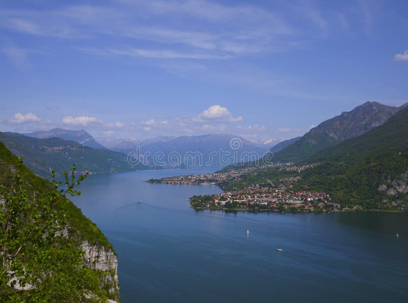 Como y lago Lecco imagen de archivo. Imagen de paisaje - 31264017