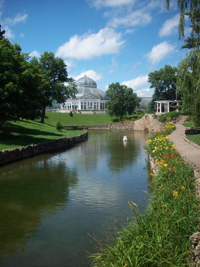 Como Zoo and Conservatory editorial image. Image of earth - 57251205